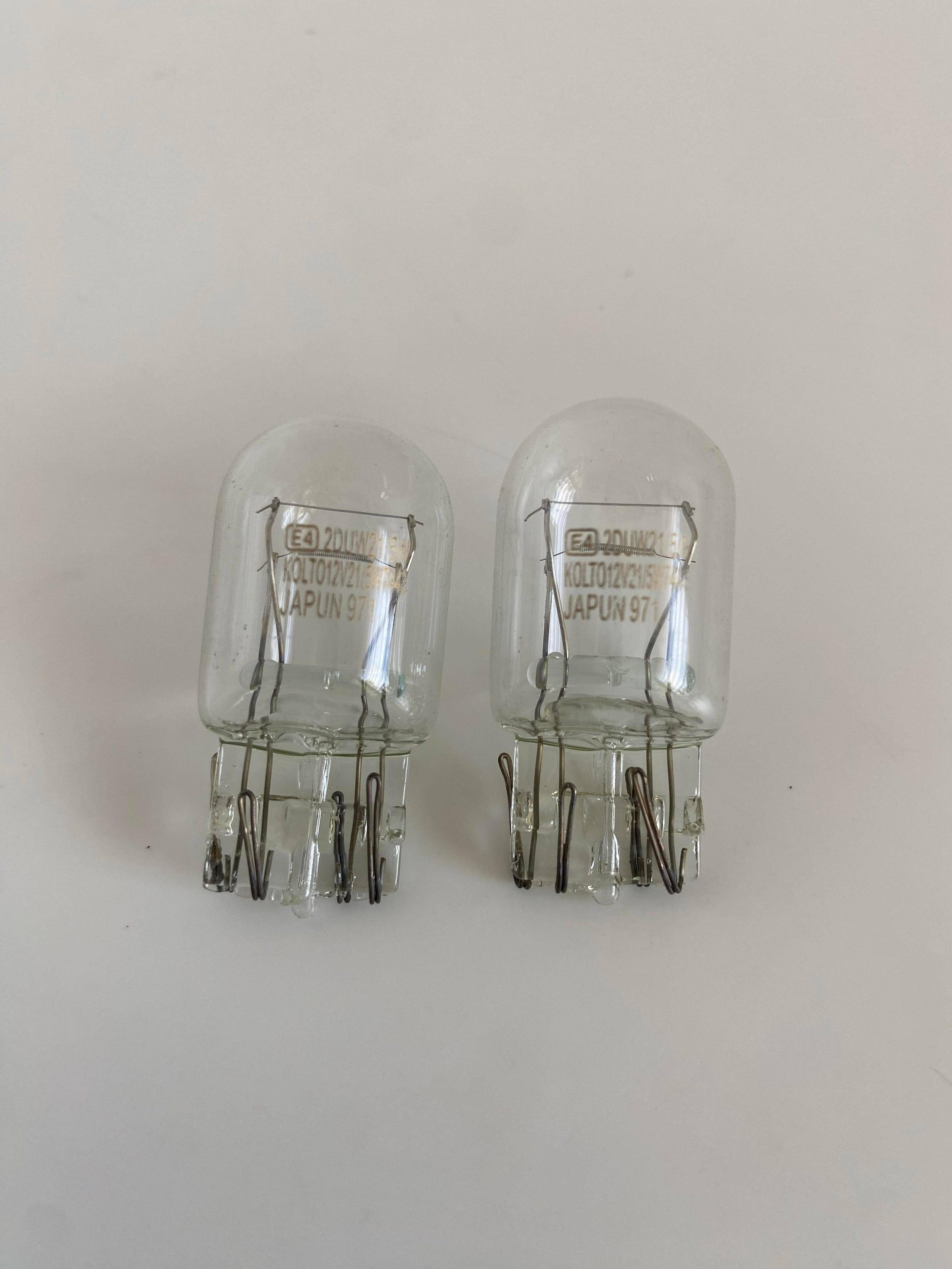 Dual Filament Wedge Globes 2pk - T20 (47534) | JESS' BETTER PARTS